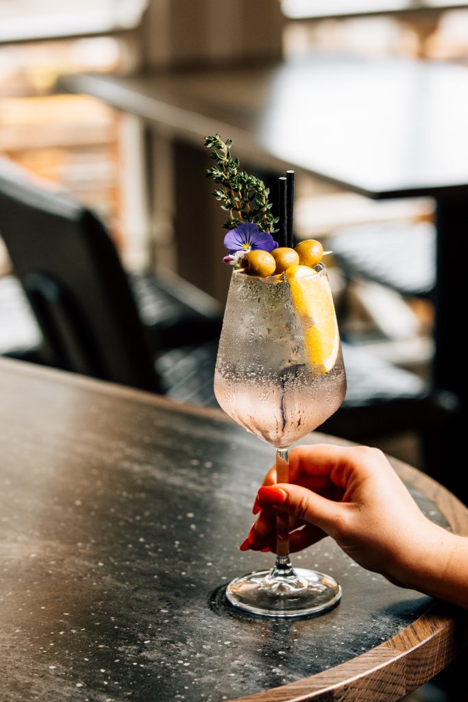 Bar The Nines